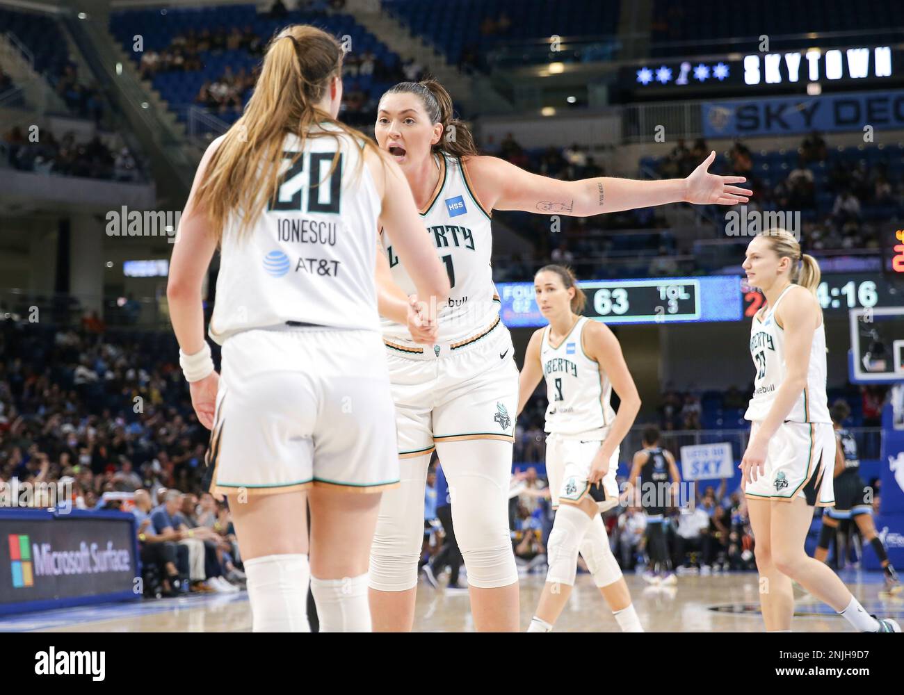 CHICAGO, IL - AUGUST 17: New York Liberty center Stefanie Dolson (31 ...