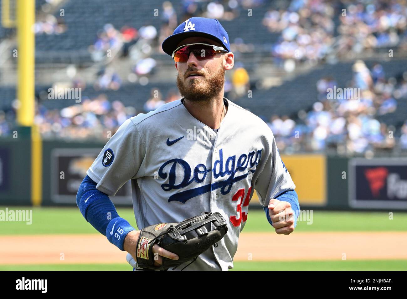 KANSAS CITY, MO - AUGUST 14: Los Angeles Dodgers center fielder Cody ...