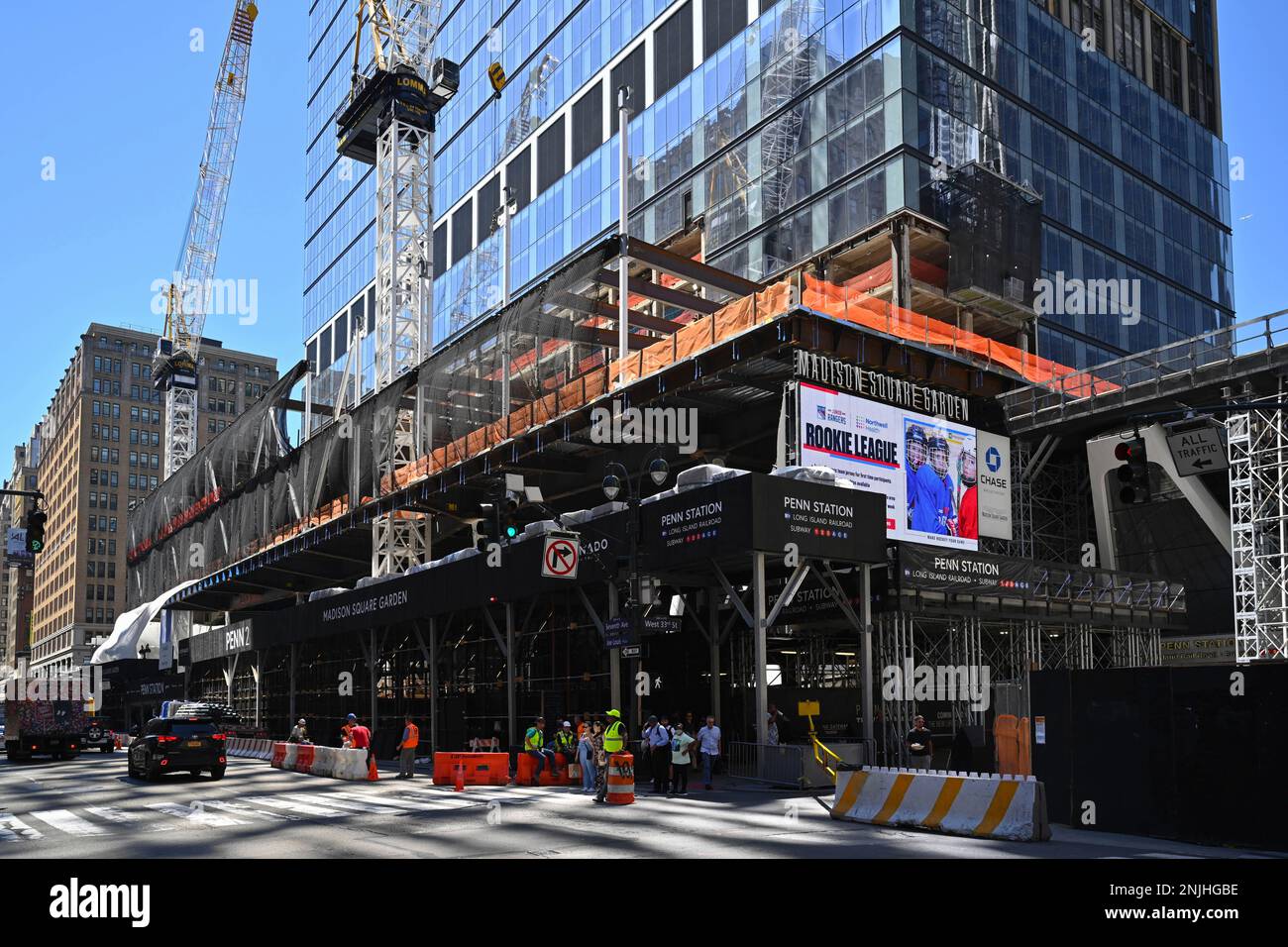 Photo by: NDZ/STAR MAX/IPx 2022 8/16/22 Renovation work and ...