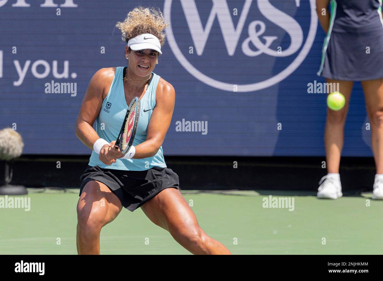 August 15, 2022, Mason, Ohio, USA: Mayar Sherif (EGY) hits a two-handed ...