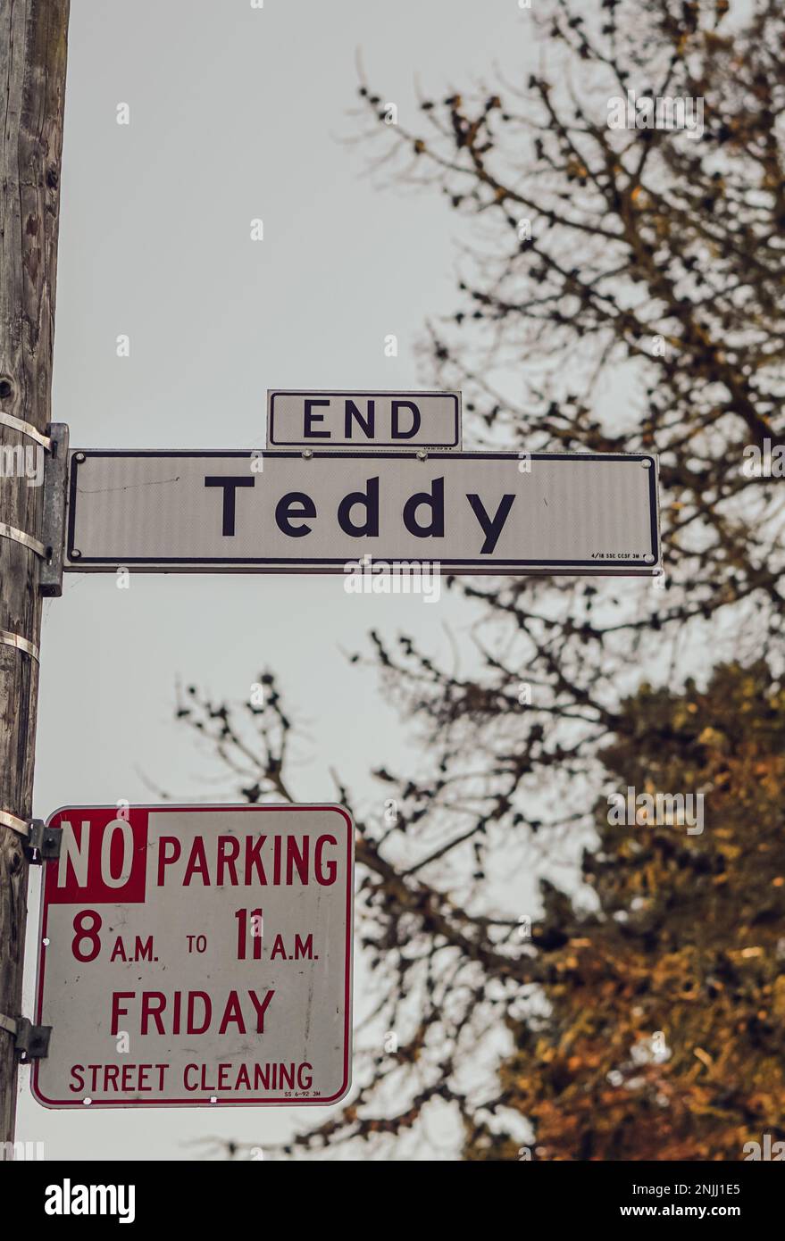 the end a street in san francisco Stock Photo - Alamy