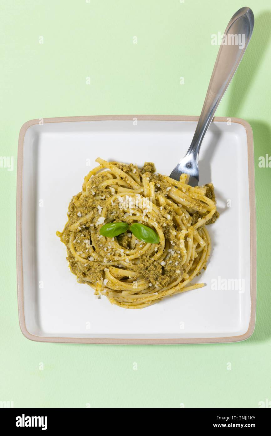 Basil images hi-res stock photography and images - Alamy