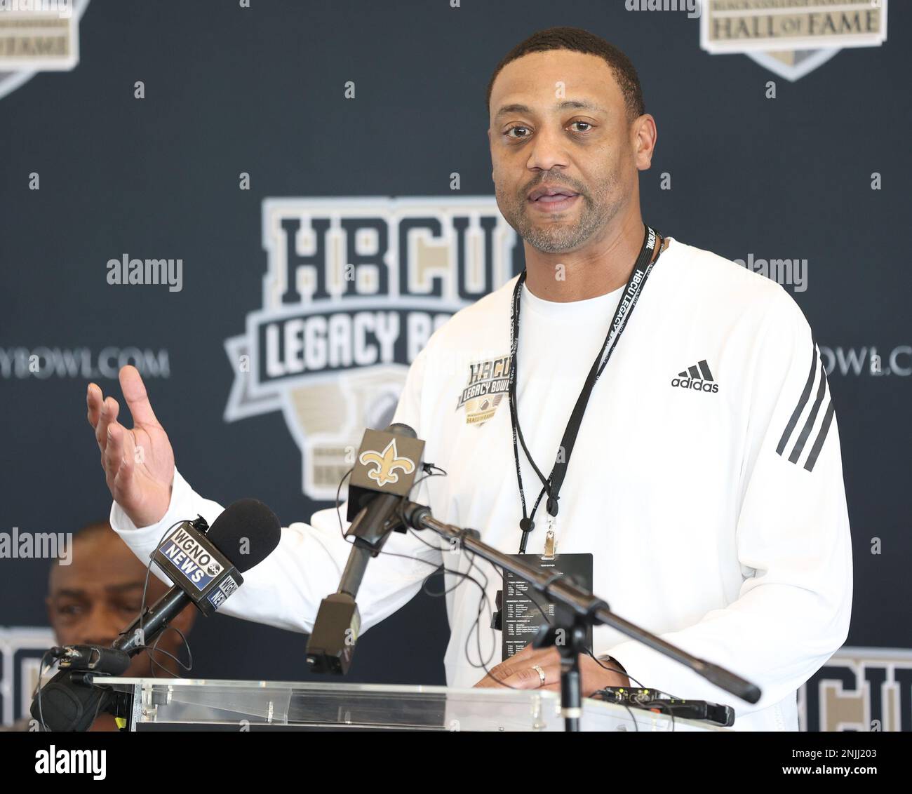 New Orleans, USA. 22nd Feb, 2023. Team Gaither co-head coach Trei ...