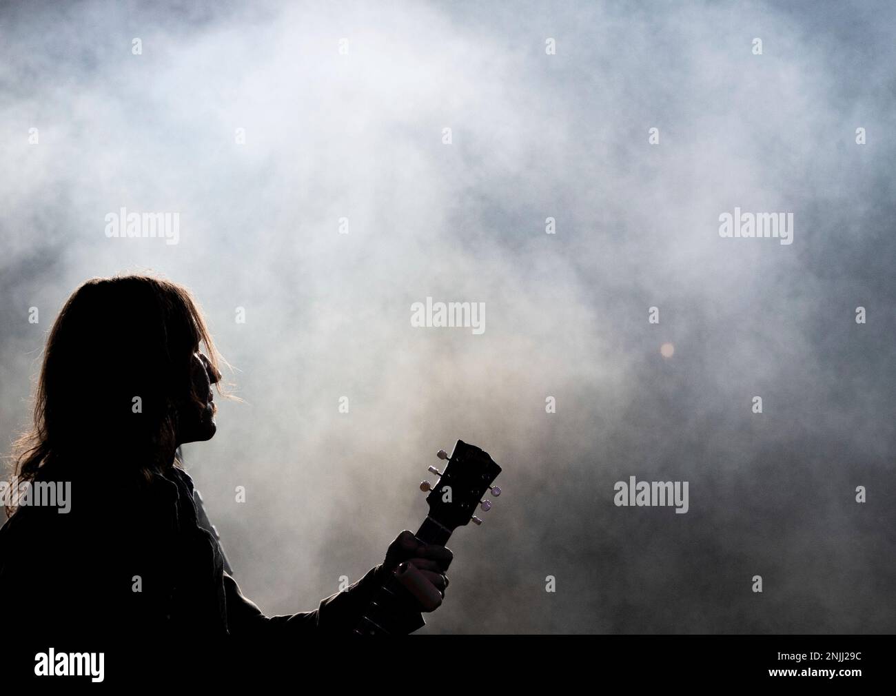 Blackberry Smoke lead singer Charlie Starr performs during Lincoln on ...