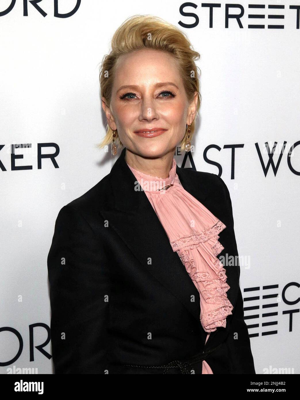 AUGUST 12th 2022: Actress Anne Heche has died at the age of 53 ...