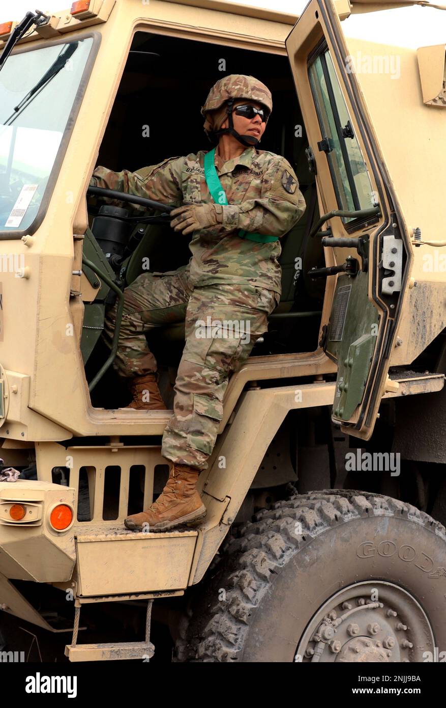305th mpad hi-res stock photography and images - Alamy