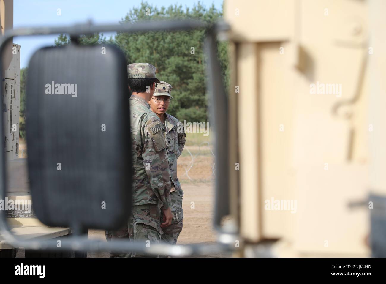 U.S. Army soldiers assigned to the 3rd Armored Brigade Combat Team ...