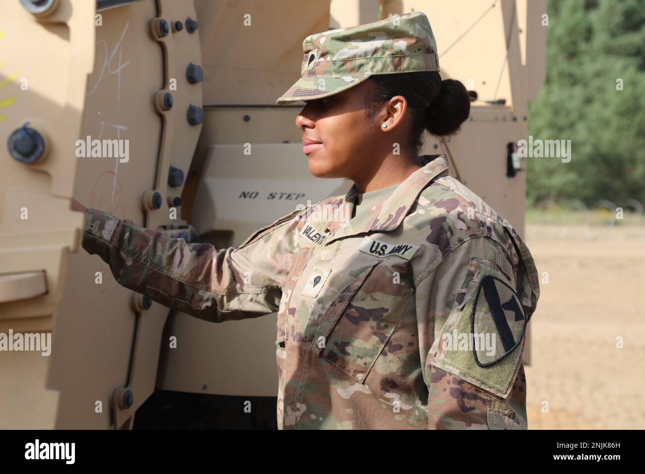 U.S. Army soldier, assigned to the 3rd Armored Brigade Combat Team ...
