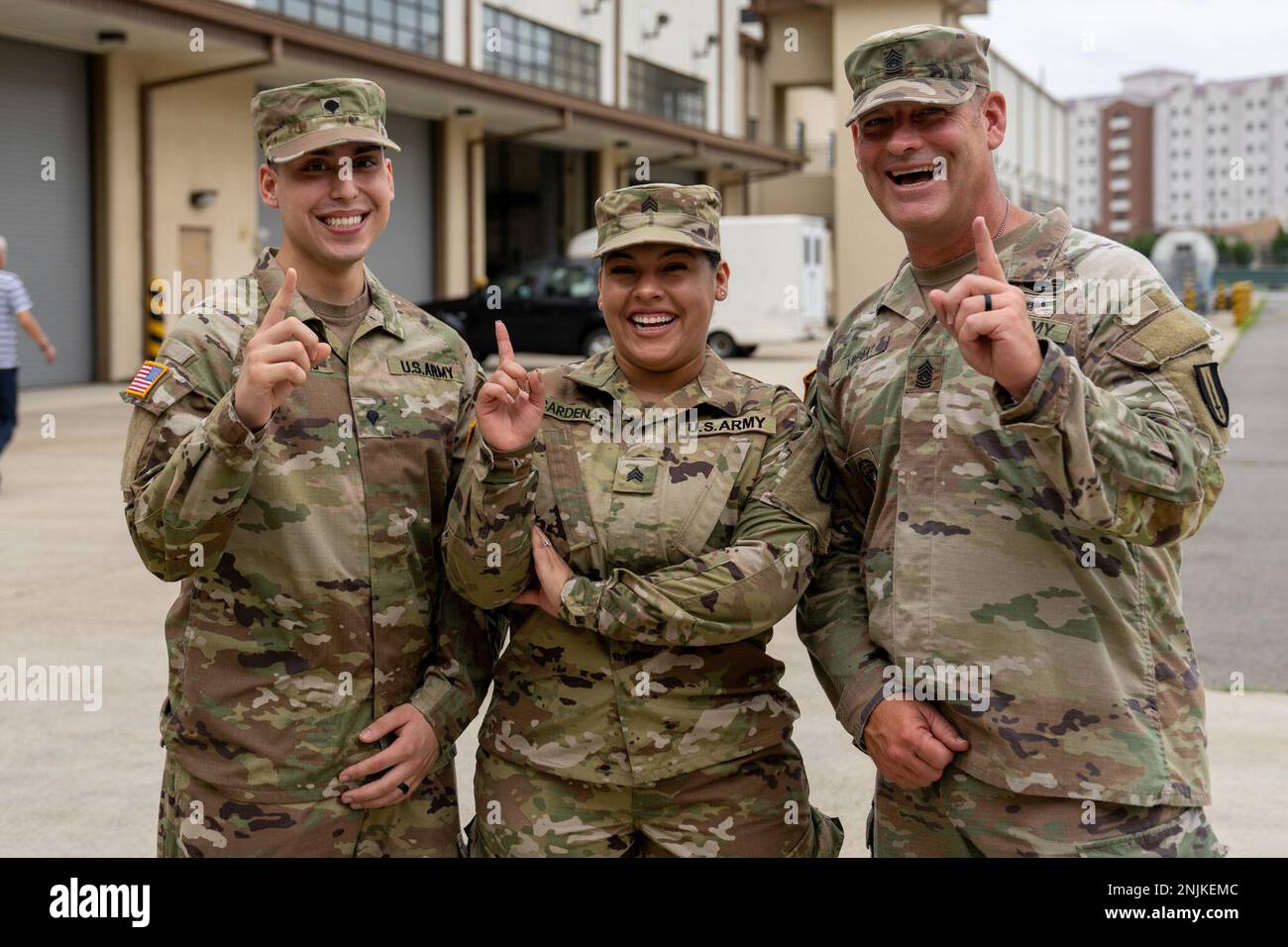 U.S. Army Command Sgt. Maj. High, 1st Theather Signal Brigade (Right), Sgt. Vanesa Cardenas ...