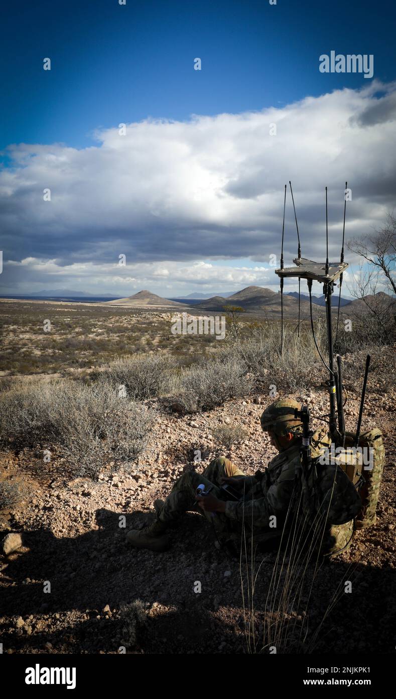 Soldiers with the 1st Multi-Domain Effects Battalion train on the 1st ...