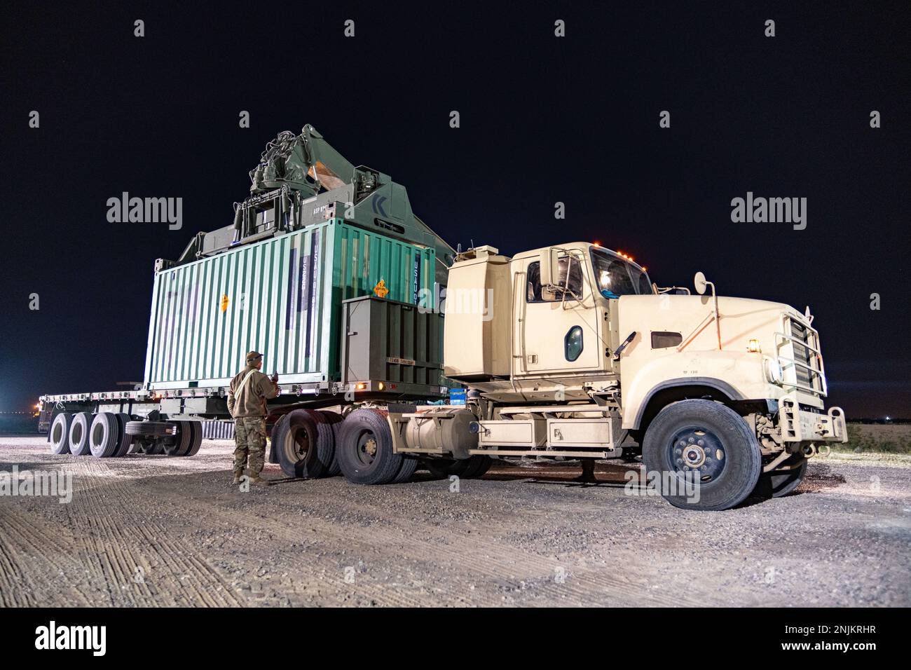 U.S. Army Soldiers with the 1113th Transportation Company, Task Force ...