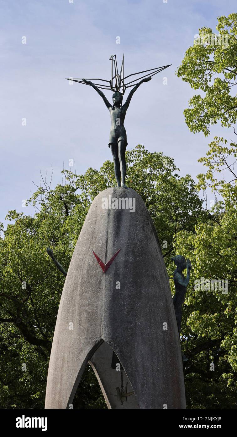 A statue of "genbaku no ko no zo", literally "Statue of the Children of ...