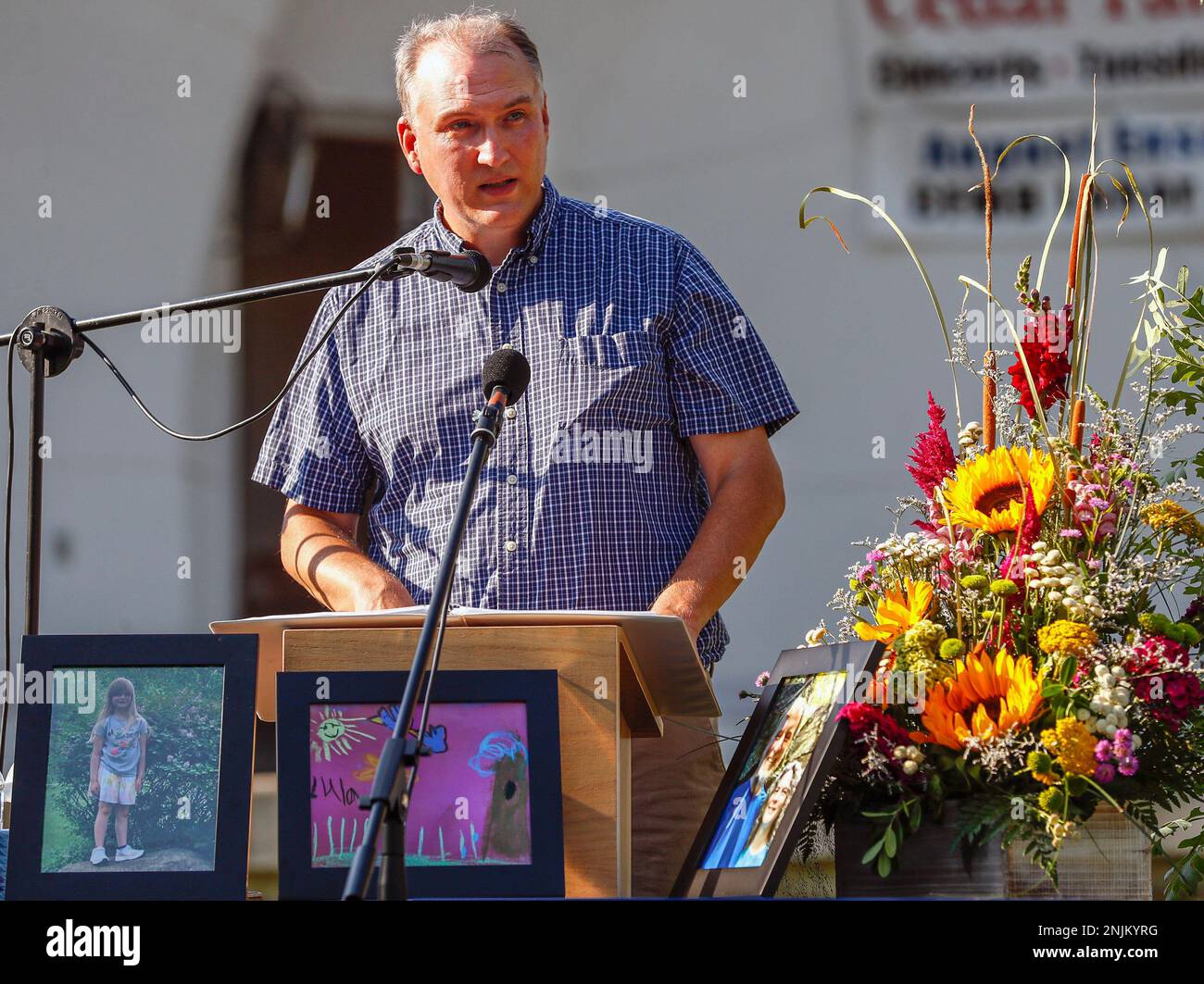 Cedar Falls Mayor Rob Green speaks during the Celebration of Life event ...