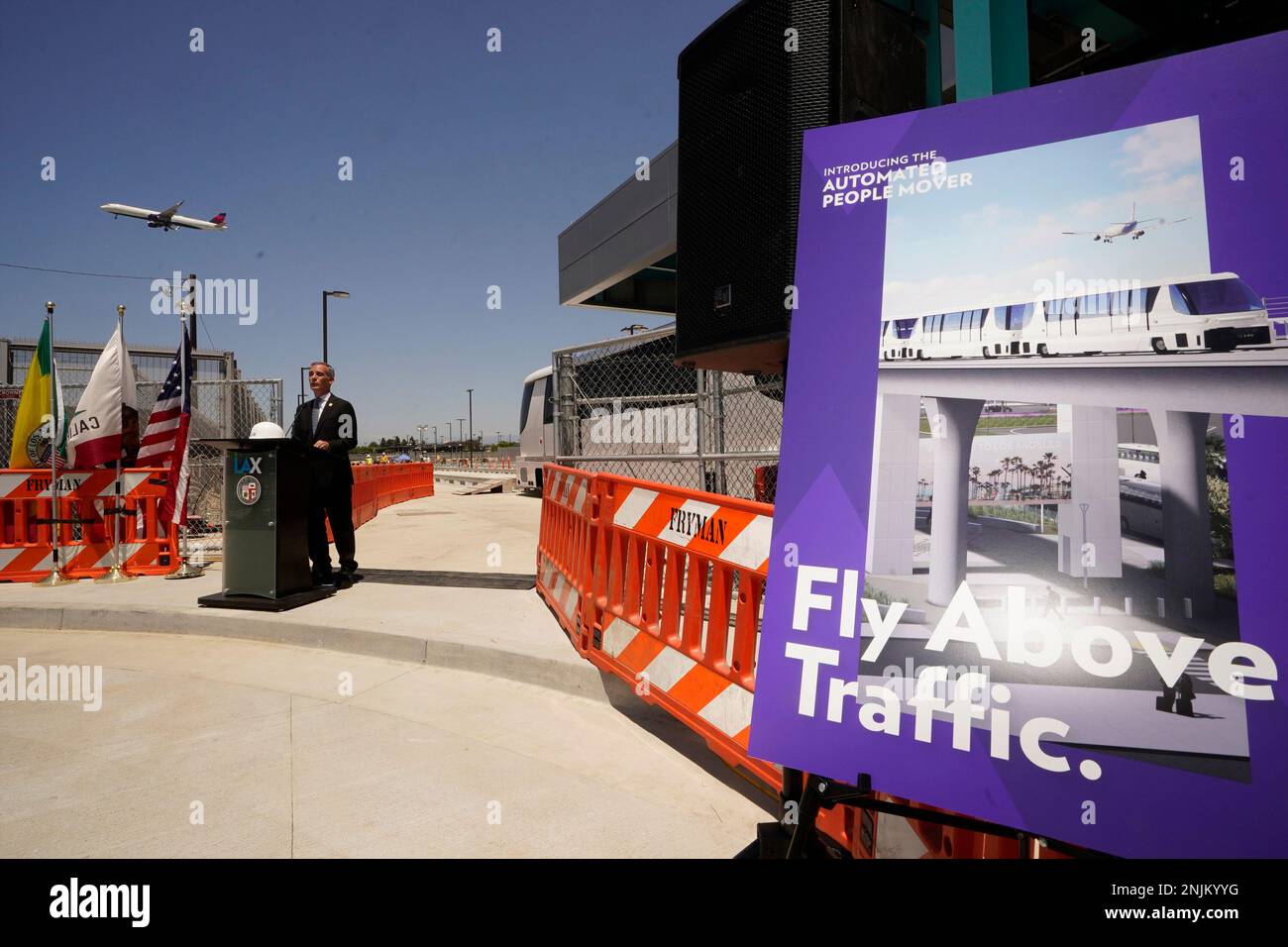 Los Angeles Mayor Eric Garcetti unveils the new Automated People Mover ...