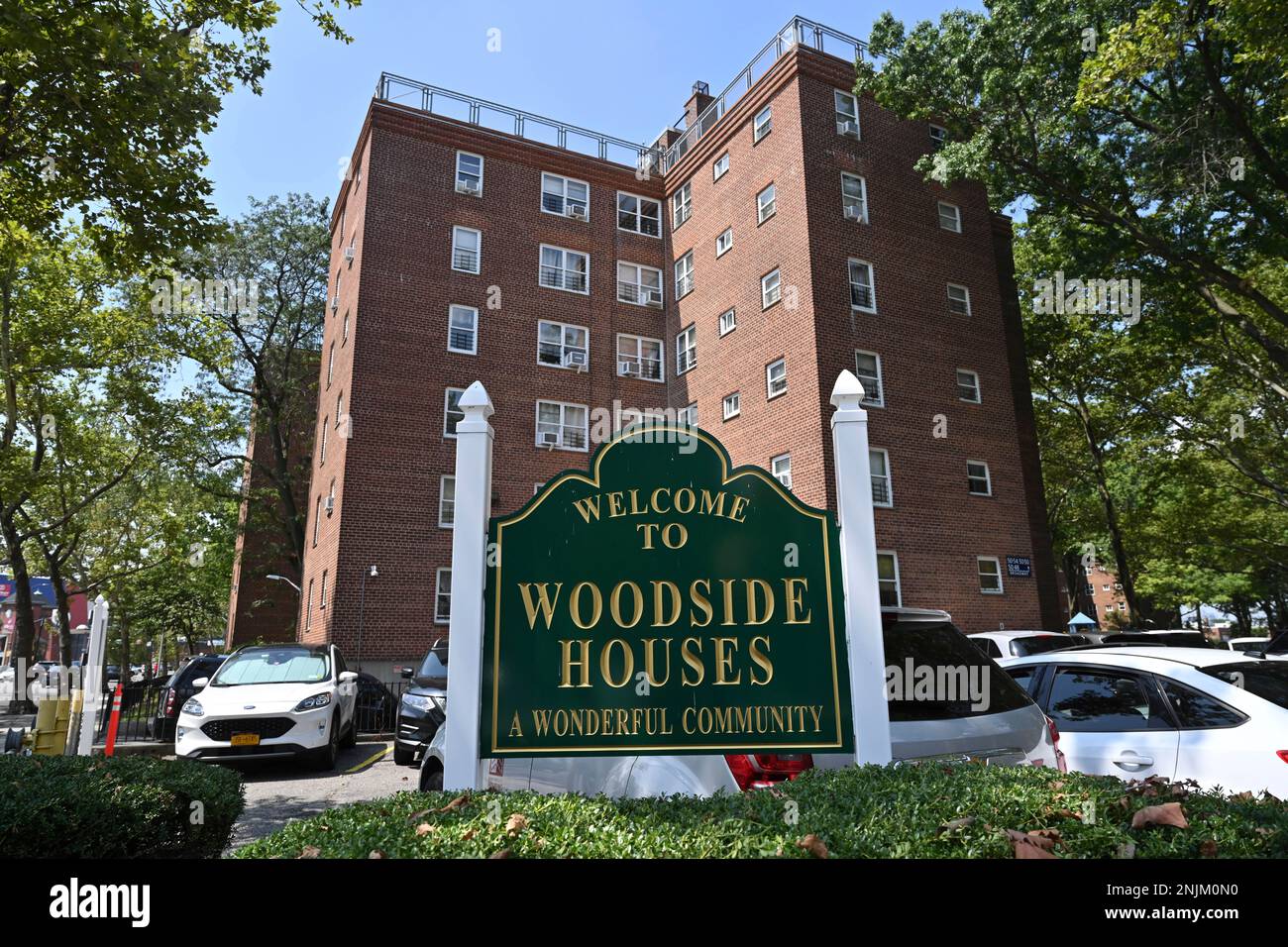 Photo by: NDZ/STAR MAX/IPx 2022 8/2/22 The NYCHA Woodside Houses in the ...