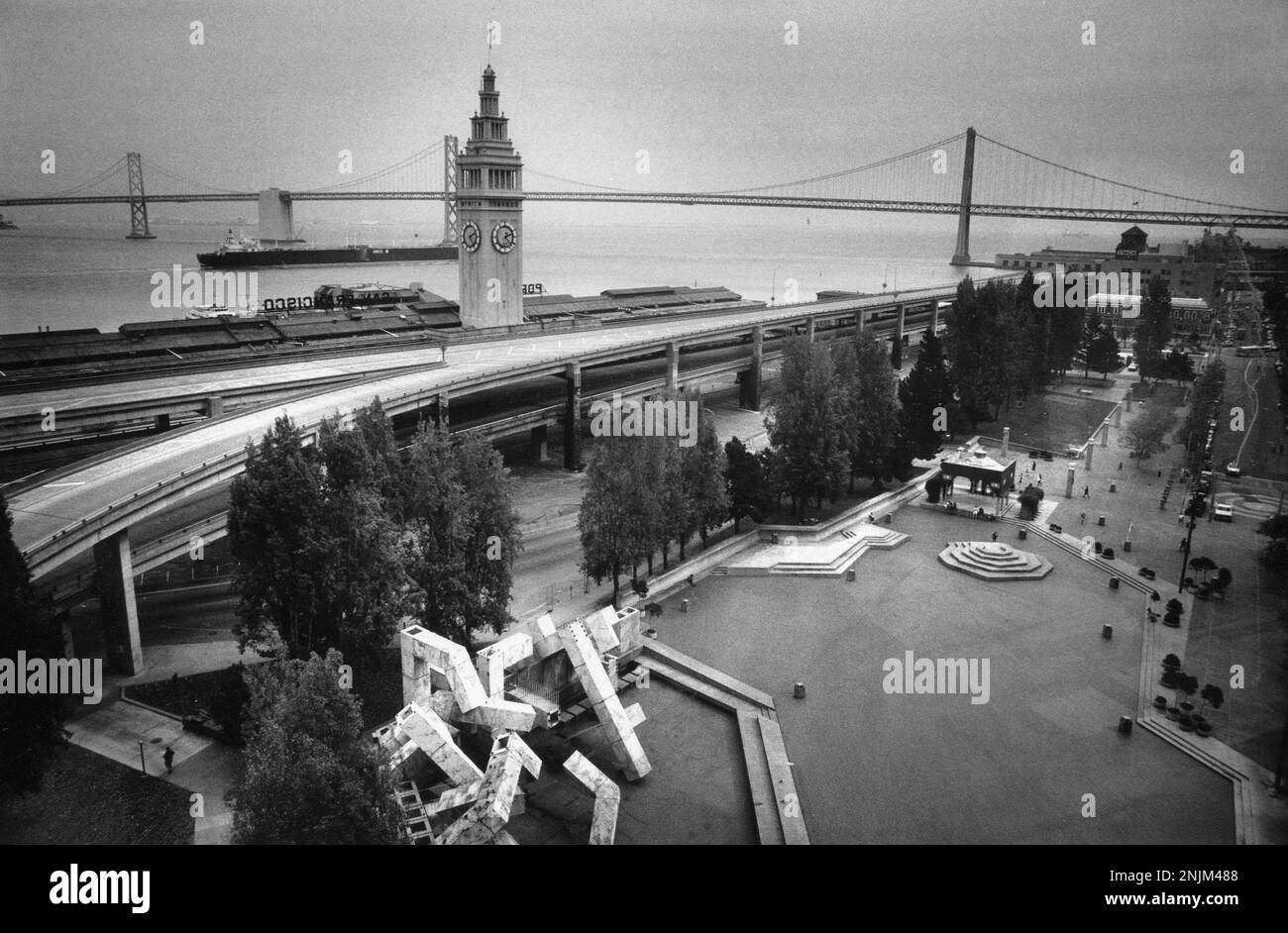 The Embarcadero Freeway is closed as it is similar in design to the ...