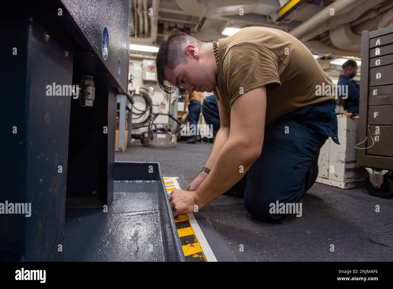 220809-N-JO823-1004 PHILIPPINE SEA (Aug. 9, 2022) Aviation Support ...