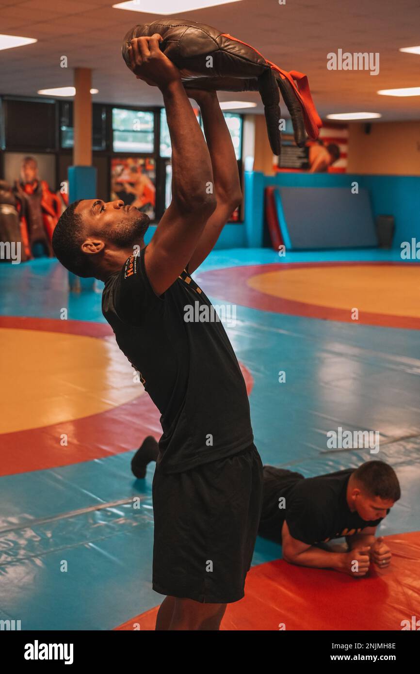 Soldier-athletes assigned to the World Class Athlete Program host a ...