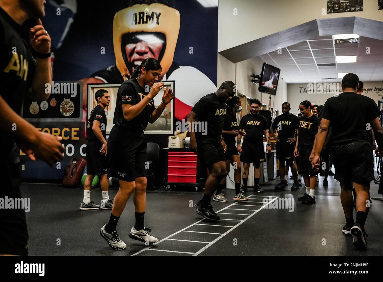 Soldier-athletes assigned to the World Class Athlete Program host a ...