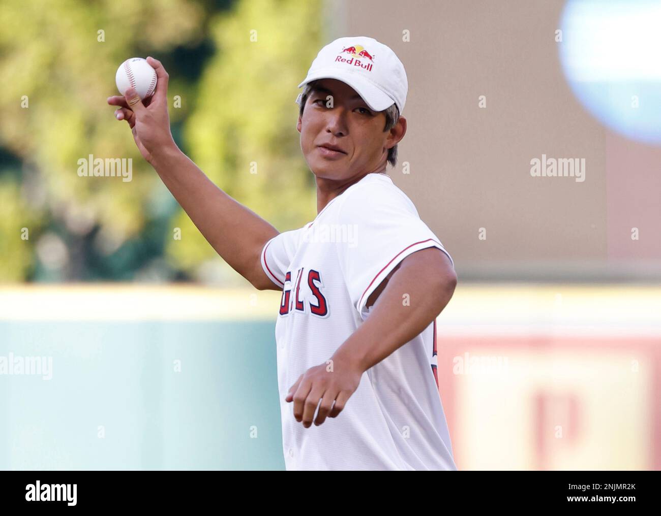 Kanoa Igarashi, Japanese-American surfer who claimed silver medal in ...