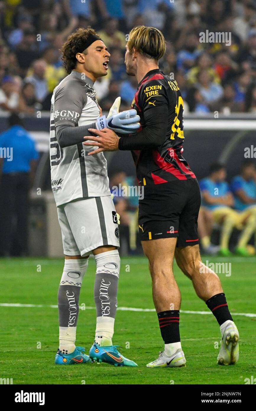 HOUSTON, TX - JULY 20: Club America goalie Guillermo Ochoa (13 ...