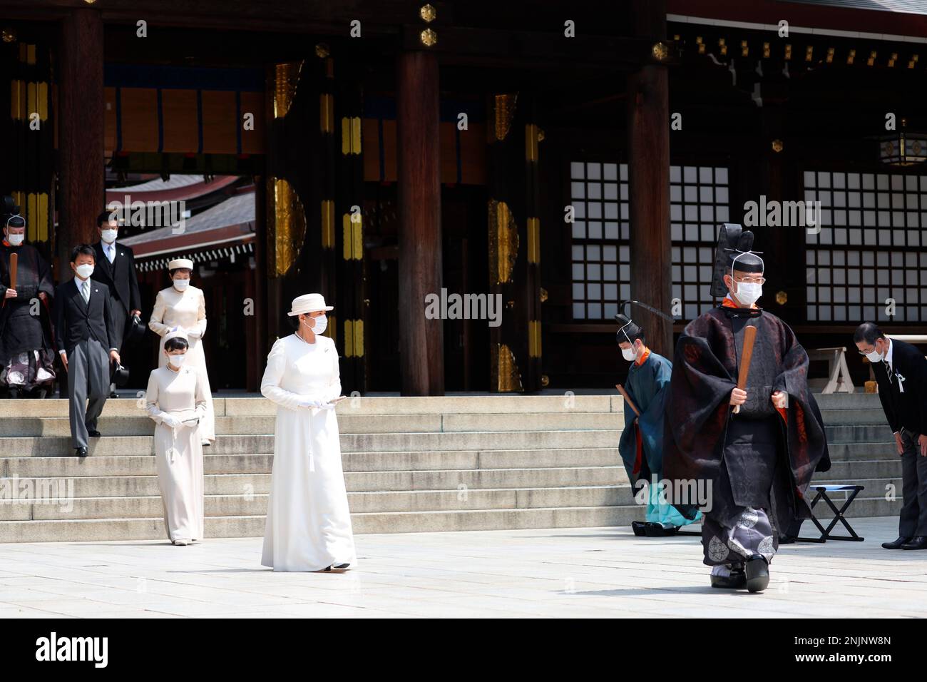 Japan's Empress Masako leaves the Meiji Jingu Shrine in Tokyo on July ...