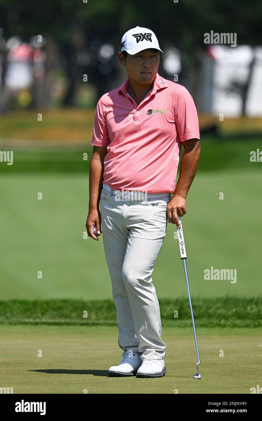 BLAINE, MN - JULY 20: Kang Sung-hoon waits to putt on the 11th hole ...