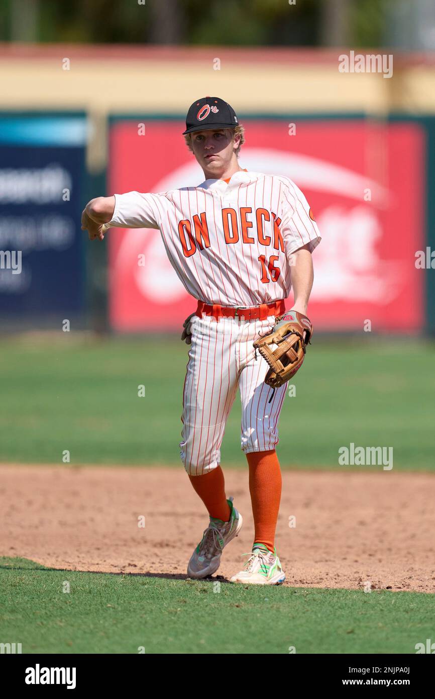 Landon Reeves during the WWBA World Championship at Roger Dean Stadium ...