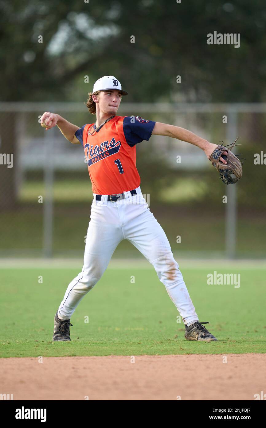 Travis Sanders during the WWBA World Championship at Roger Dean Stadium ...