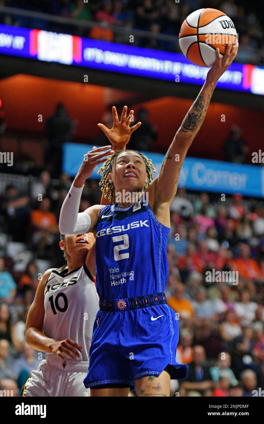 Connecticut Sun guard Natisha Hiedeman (2) drives to the basket after ...