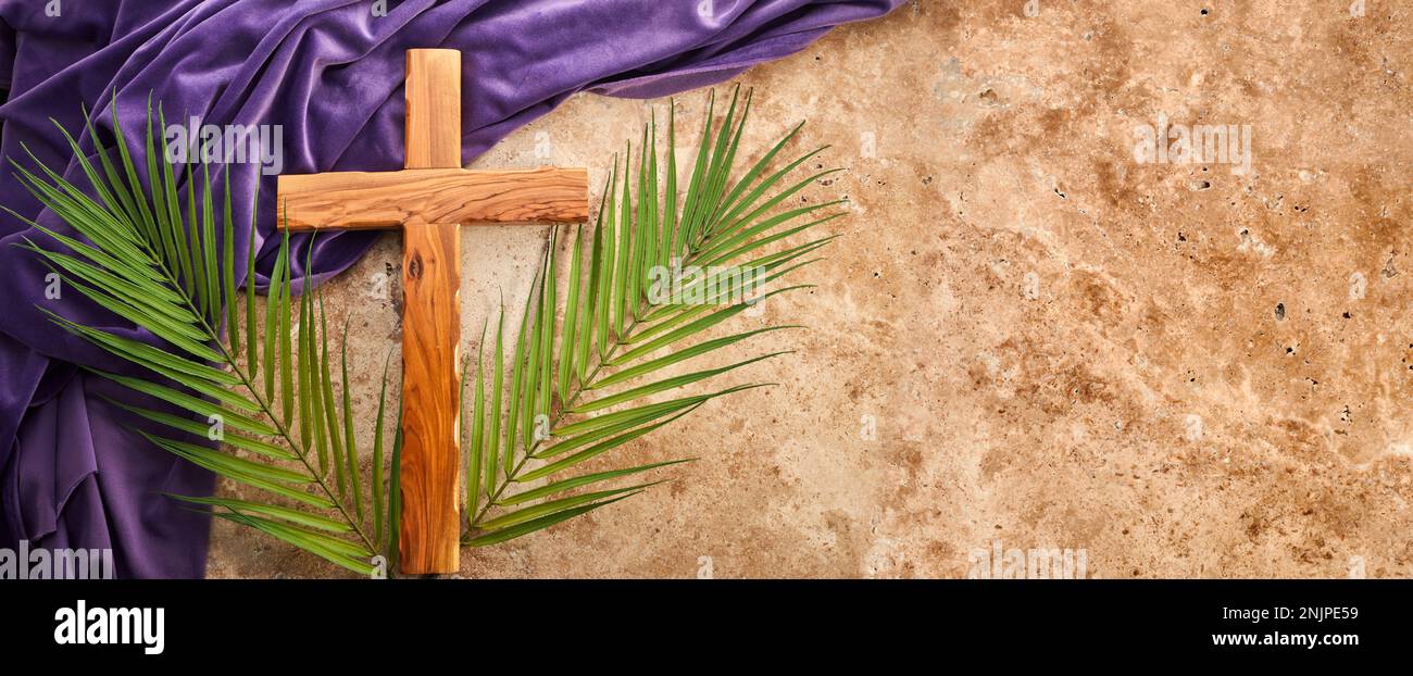 Lent season, Holy week and Good friday concept. Palm leave and cross on ...