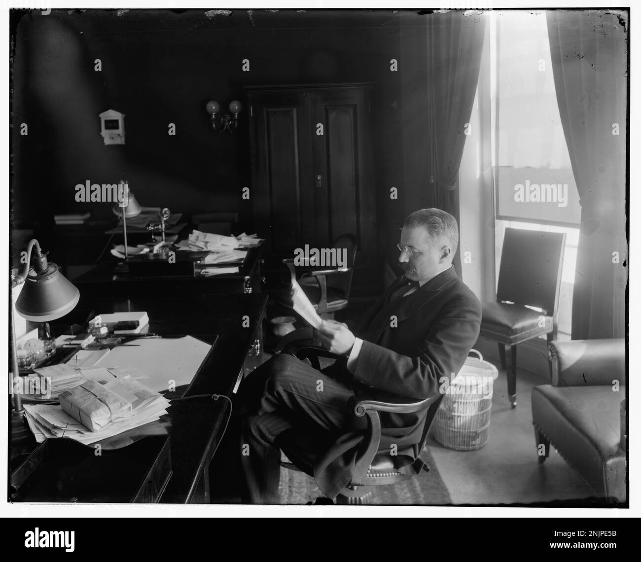 Secretary of treasury george cortelyou Black and White Stock Photos ...
