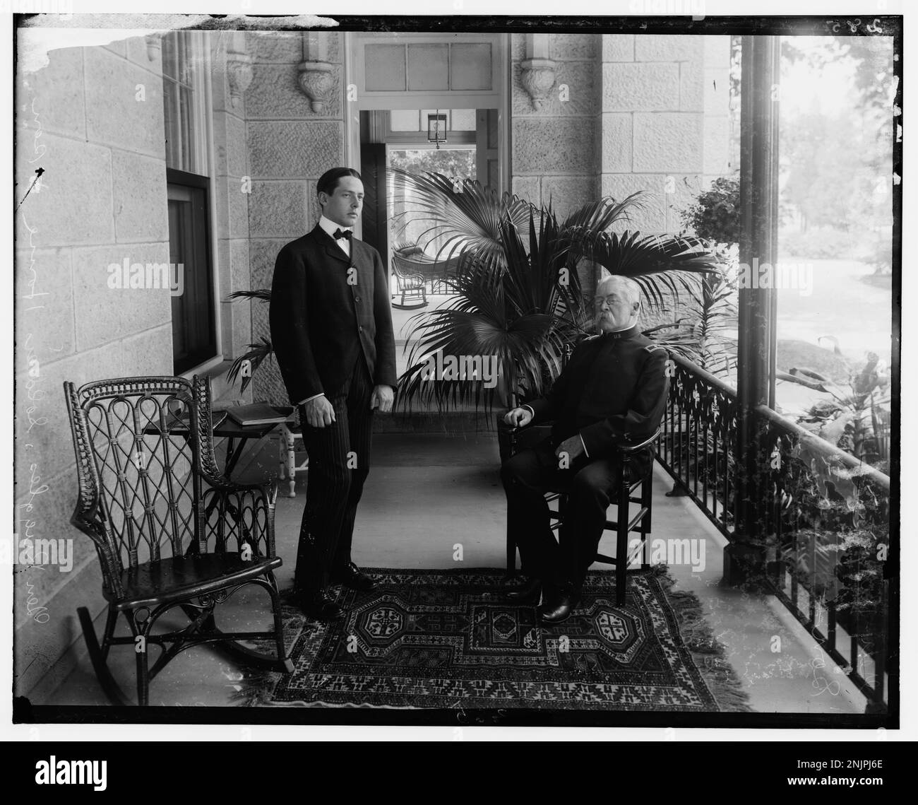 Ruggles, Gen. and son (Soldier's Home Stock Photo - Alamy