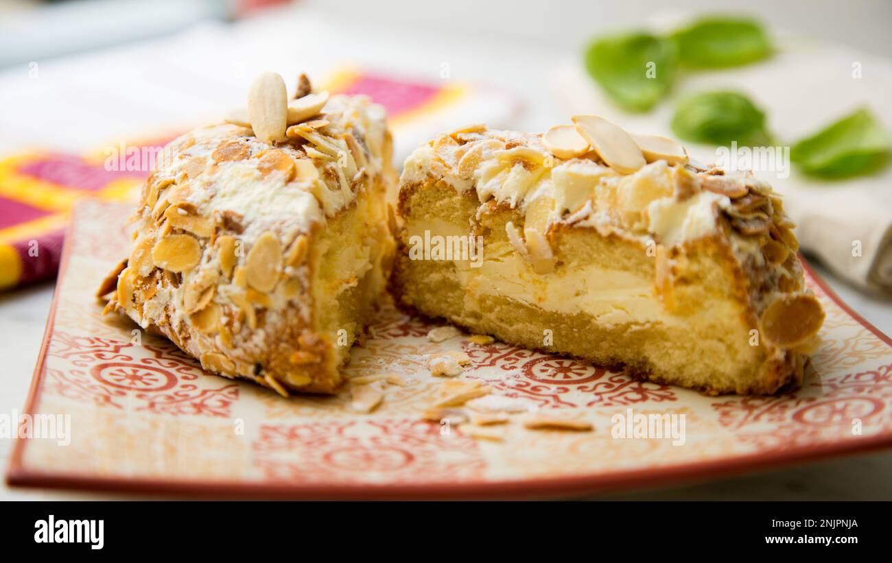 Sara cake hi-res stock photography and images - Alamy