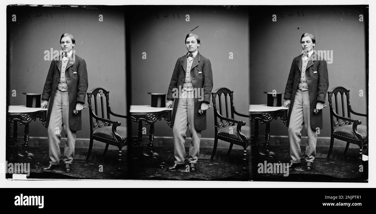Portrait of Robert Lincoln, an American lawyer and politician, and son ...