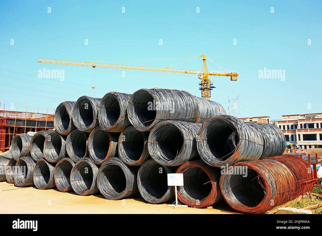 Steel rods or bars used to reinforce concrete Stock Photo - Alamy