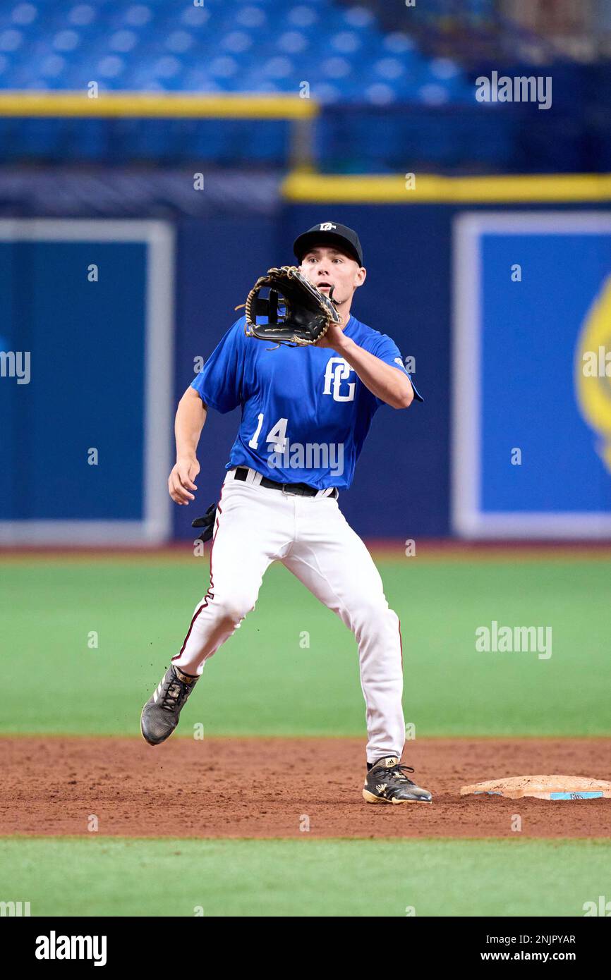 Drew Faurot (14) of Florida State University School in Tallahassee ...