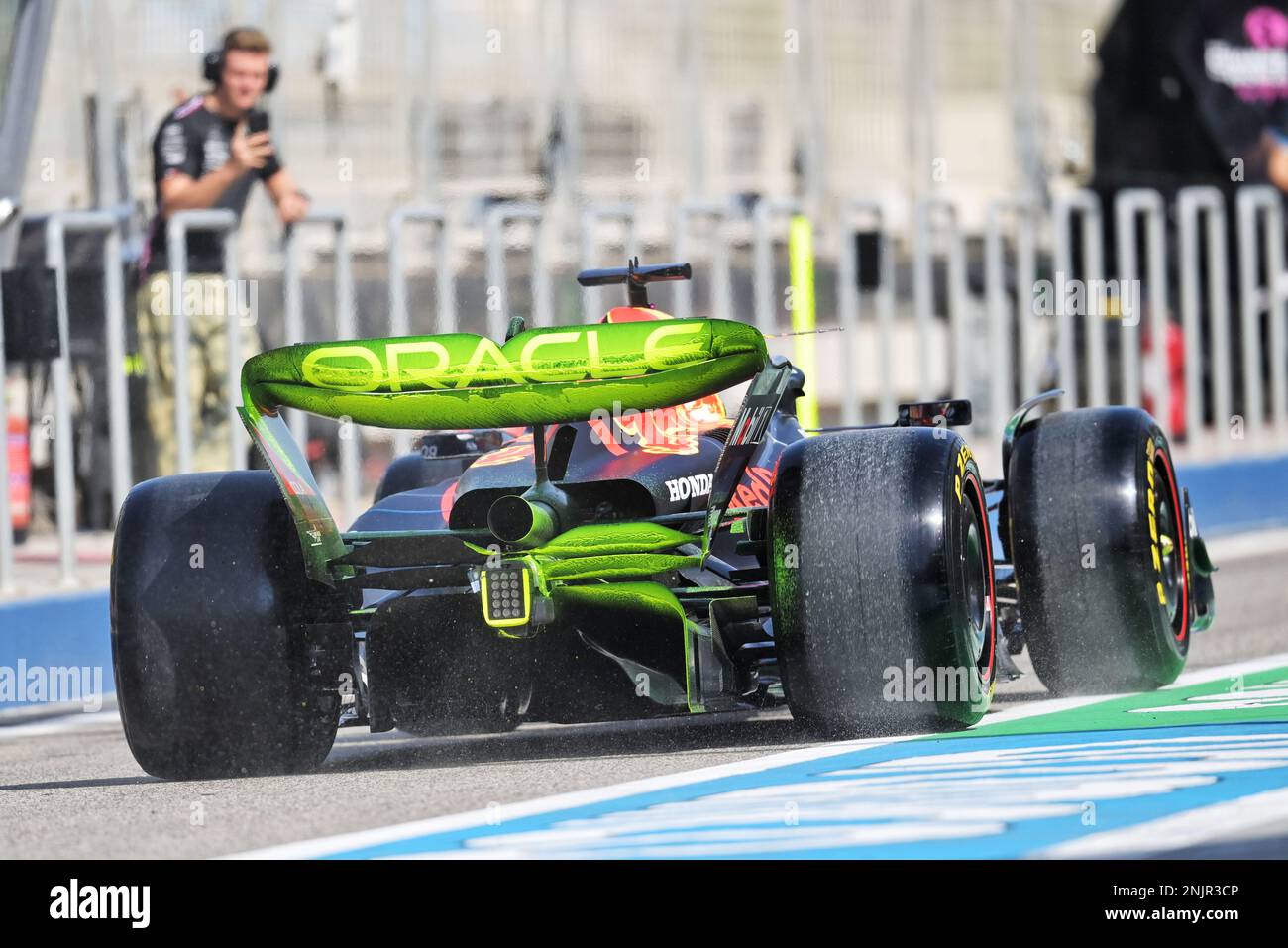 Sakhir, Bahrain, 23.02.2023. Max Verstappen (NLD) Red Bull Racing RB19 ...