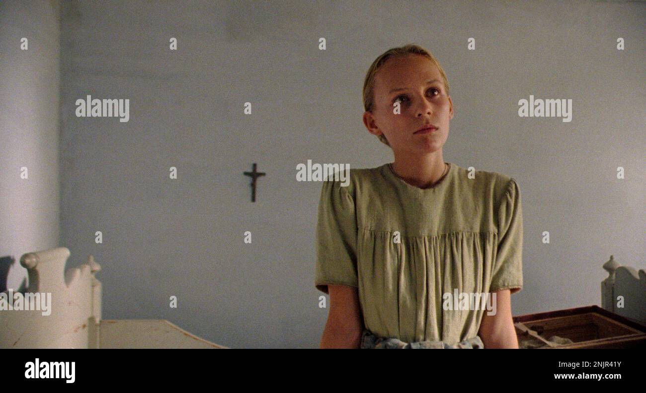 FLORA OFELIA HOFMANN LINDAHL in AS IN HEAVEN (2021) -Original title: DU ...