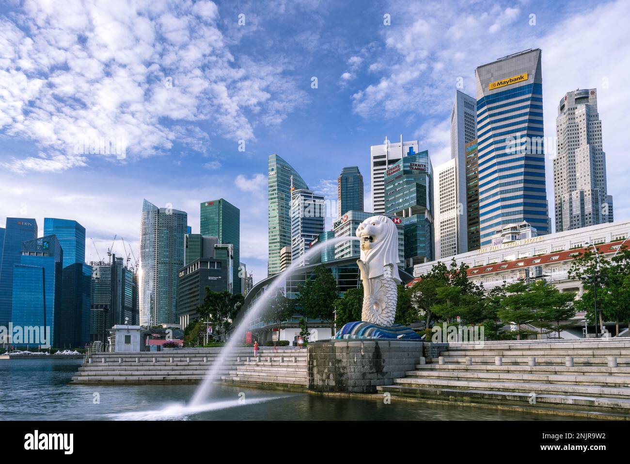 Singapore, Singapore - Marina Bay area famous Merlion statue fountain ...