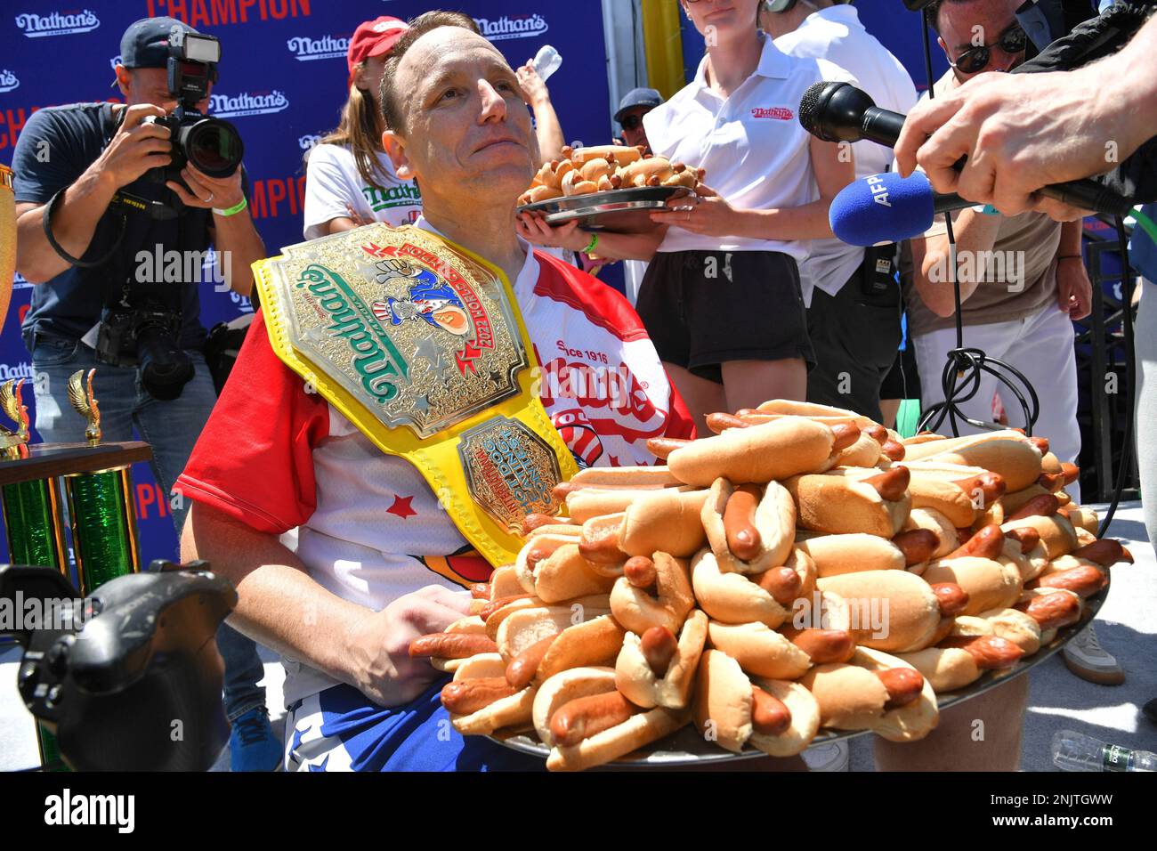Photo by: NDZ/STAR MAX/IPx 2022 7/4/22 Professional competitive eater ...