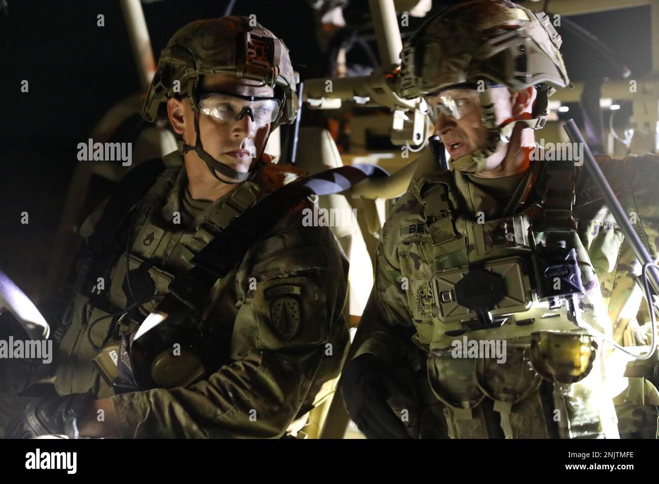 FORT HOOD, Texas - U.S. Army Soldiers, part of the Security Force ...