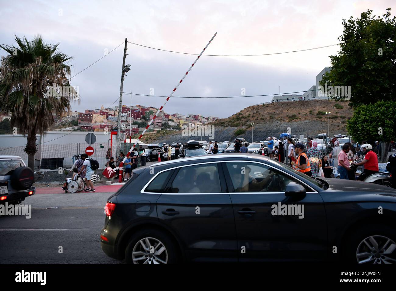 Long queues at the border of Ceuta for the Strait Crossing Operation 02 ...