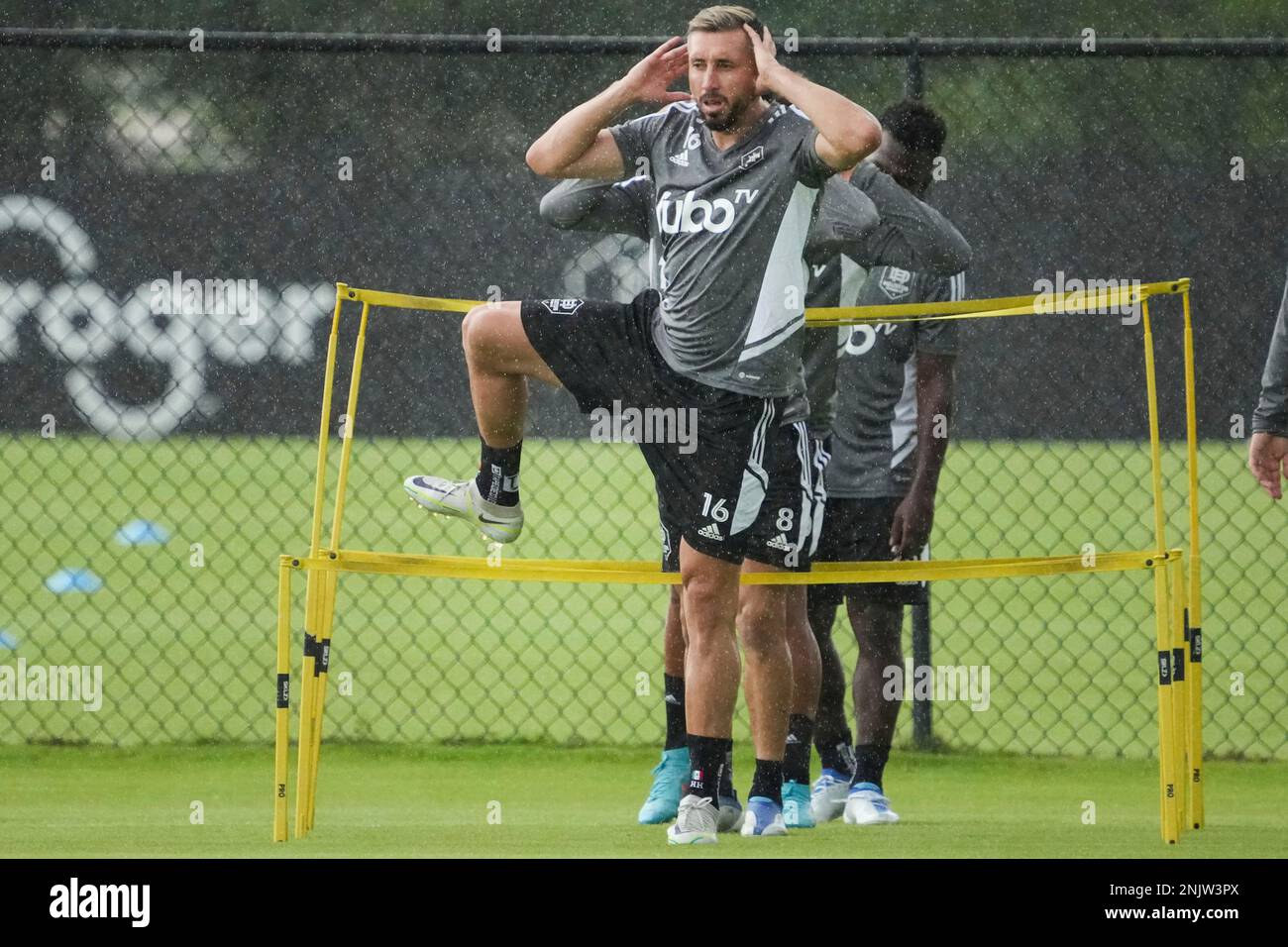 Houston Dynamo MLS soccer team's Héctor Herrera, of Mexico, takes part ...