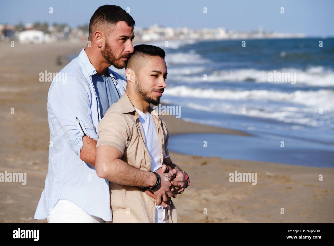 Couple standing together outdoors hi-res stock photography and images ...