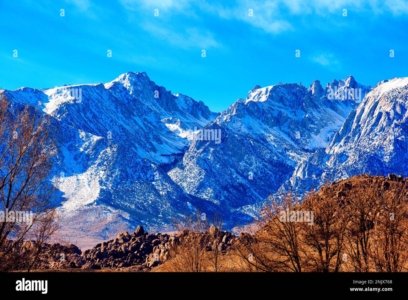 Jagged peaks of the Mt. Whitney covered with snow Stock Photo - Alamy