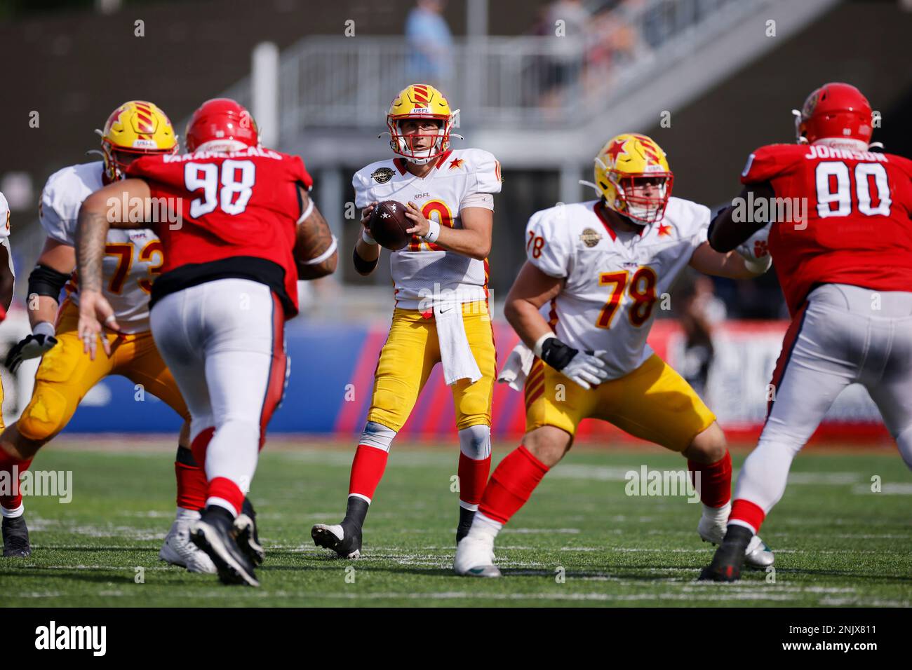 CANTON, OH - JUNE 25: Philadelphia Stars quarterback Case Cookus (10 ...