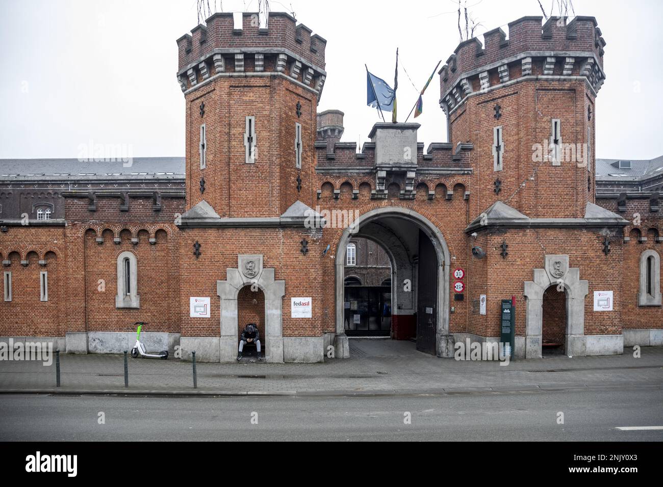 Illustration shows the Petit Chateau - Klein Kasteeltje Fedasil Arrival ...