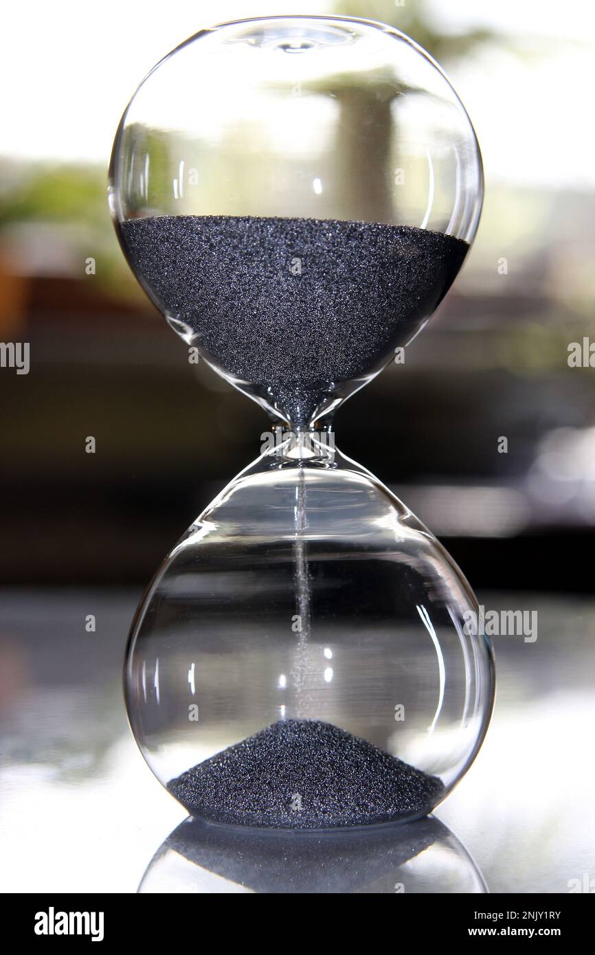 Symbolic deadline hi-res stock photography and images - Alamy
