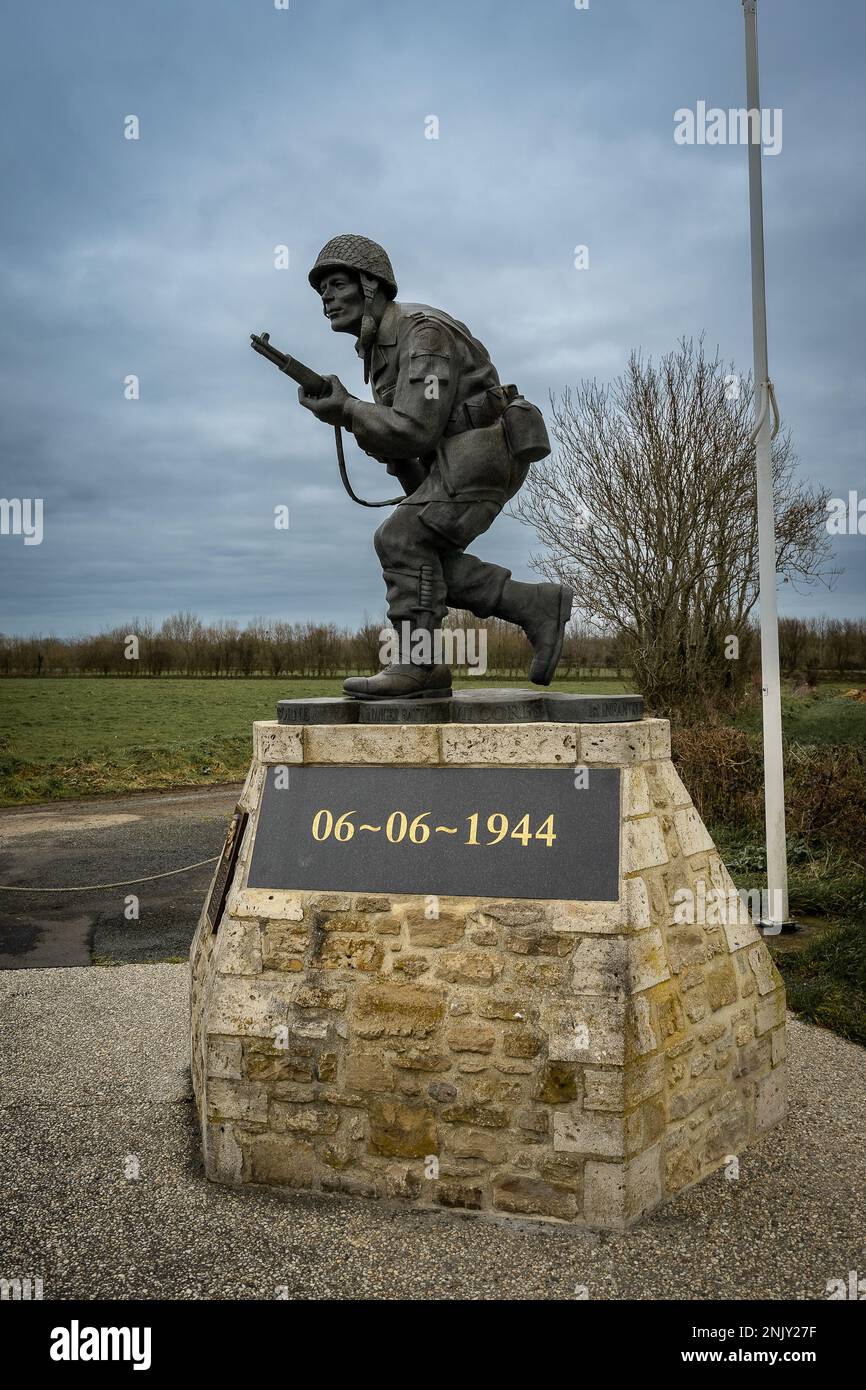 Statue and Memorial of Major Dick Richard Winters at Utah Beach ...